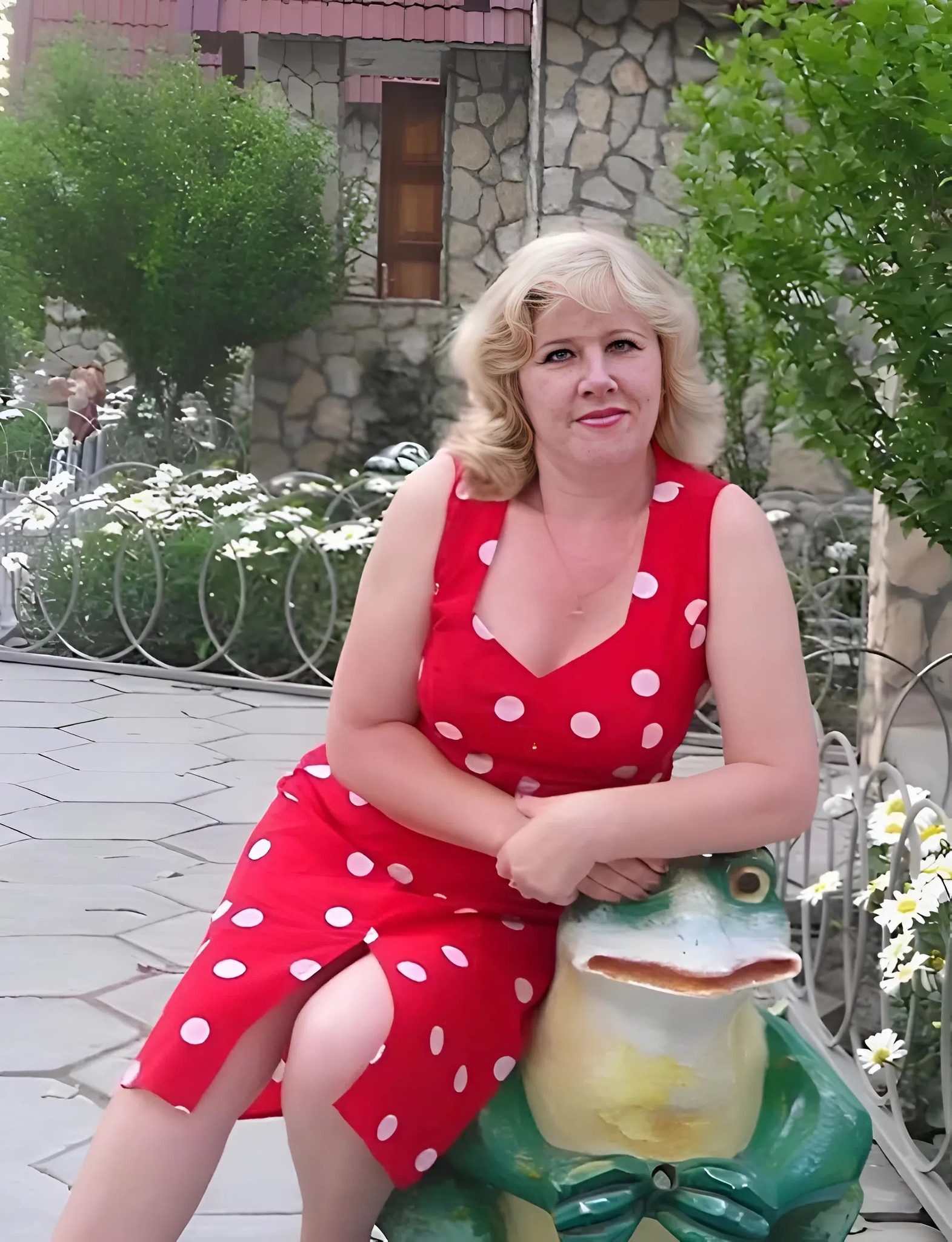 Minden megtakarított pénzét elköltötte, hogy megszervezze fia álmai esküvőjét: vett neki egy ...